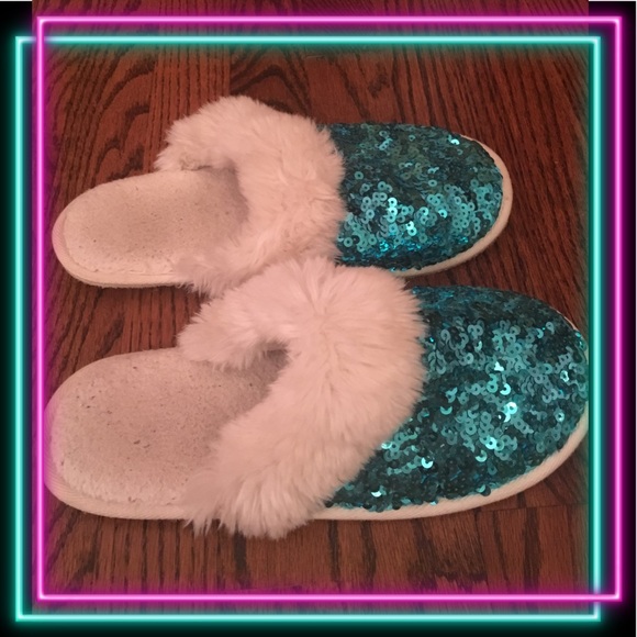 Justice | Shoes | Fuzzy Slippers | Poshmark